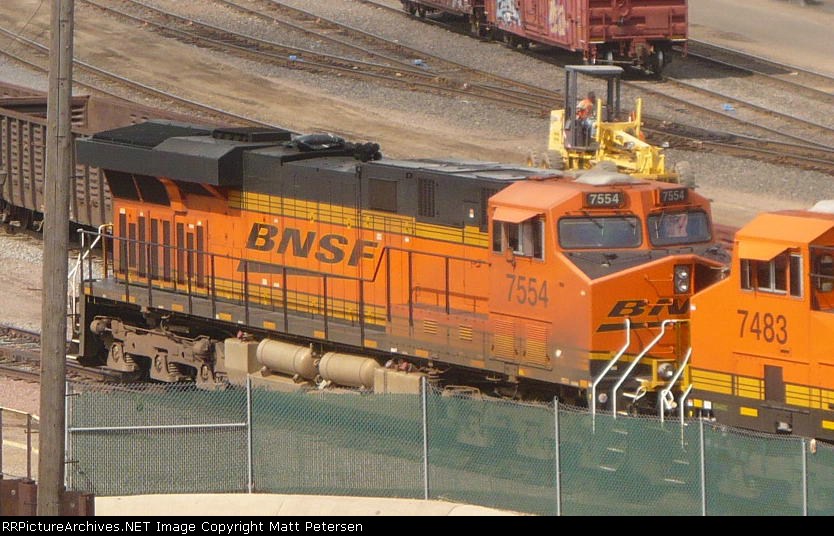 BNSF 7554